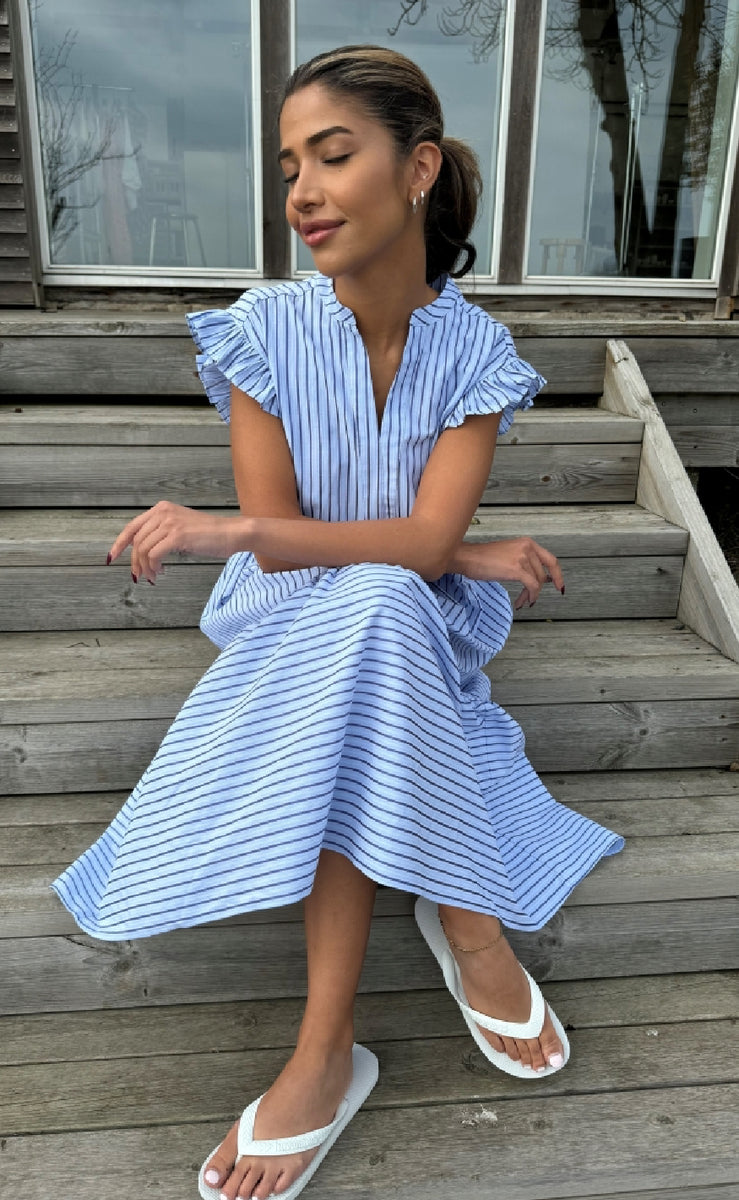 Continue Kjole - Bea - Blue Stripe | Hurtig levering | Fashionbystrand
