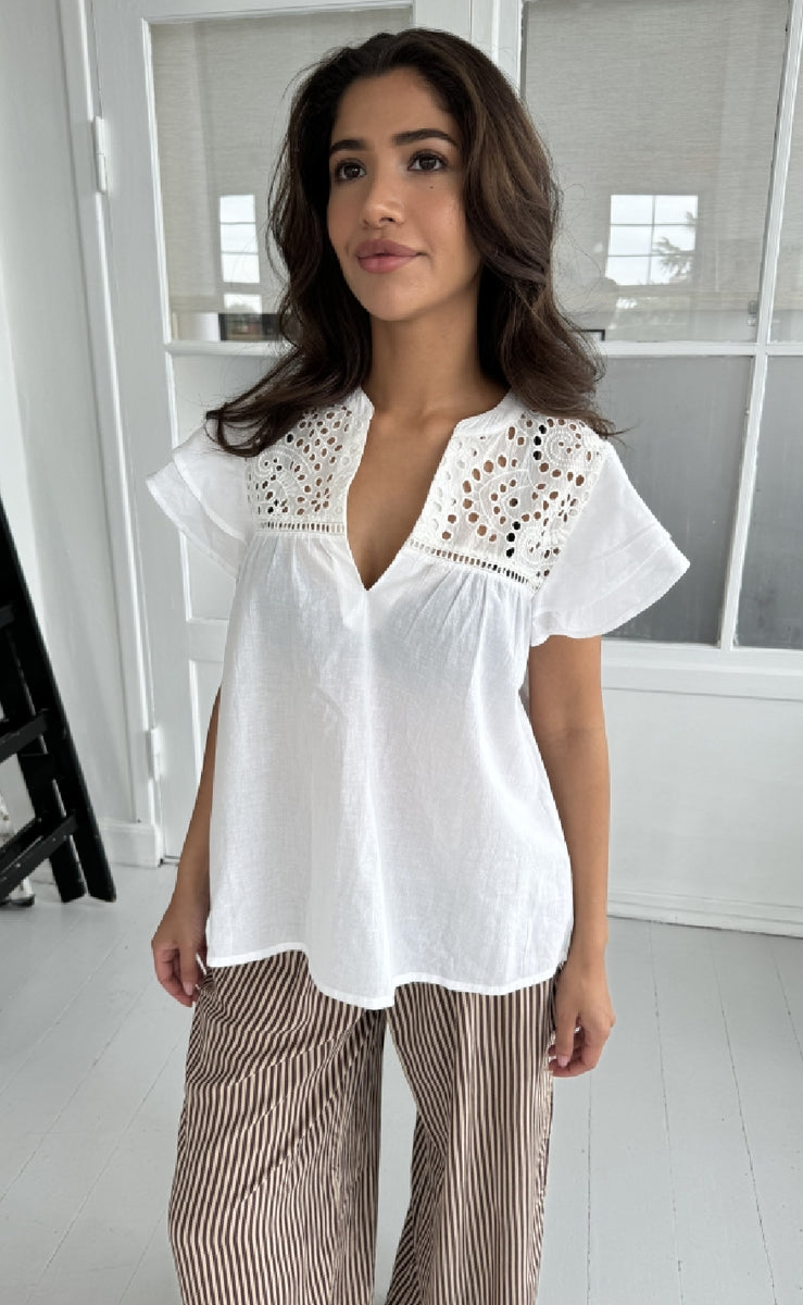 Continue Top - Christel - White | Hurtig levering | Fashionbystrand
